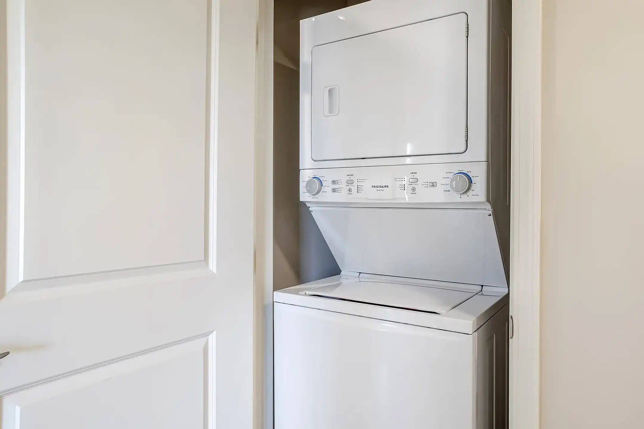 Kodak Crossing - Kodak, TN 37764 | ApartmentGuide.com