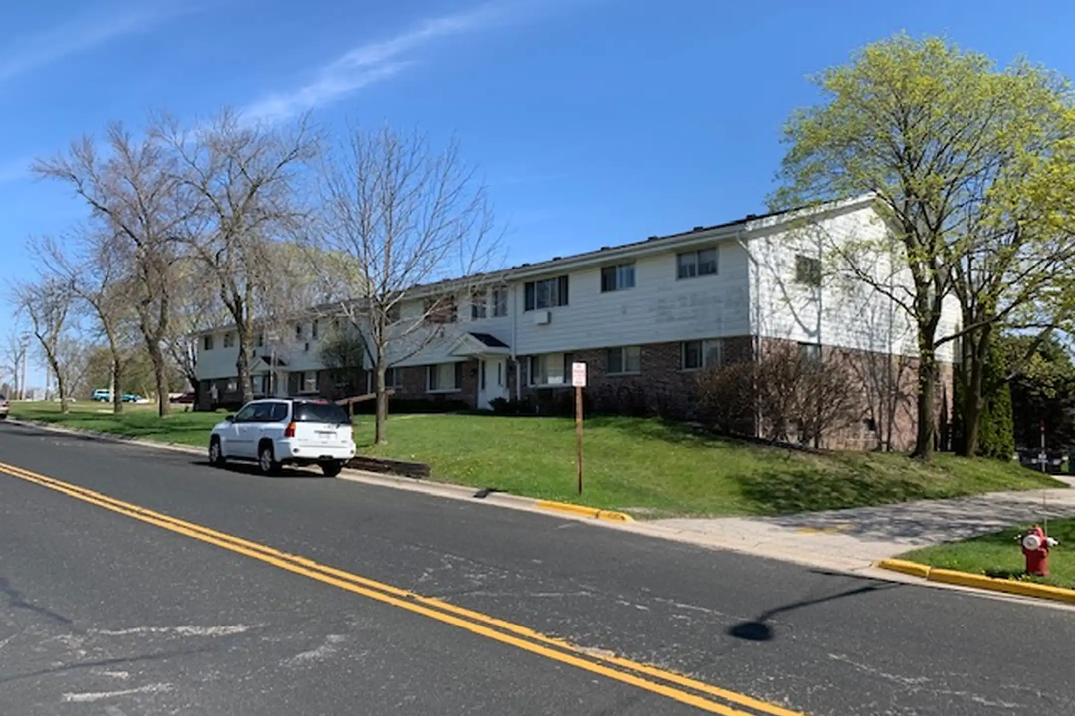 602 Bernard St unit 6 - Watertown, WI 53094 | ApartmentGuide.com