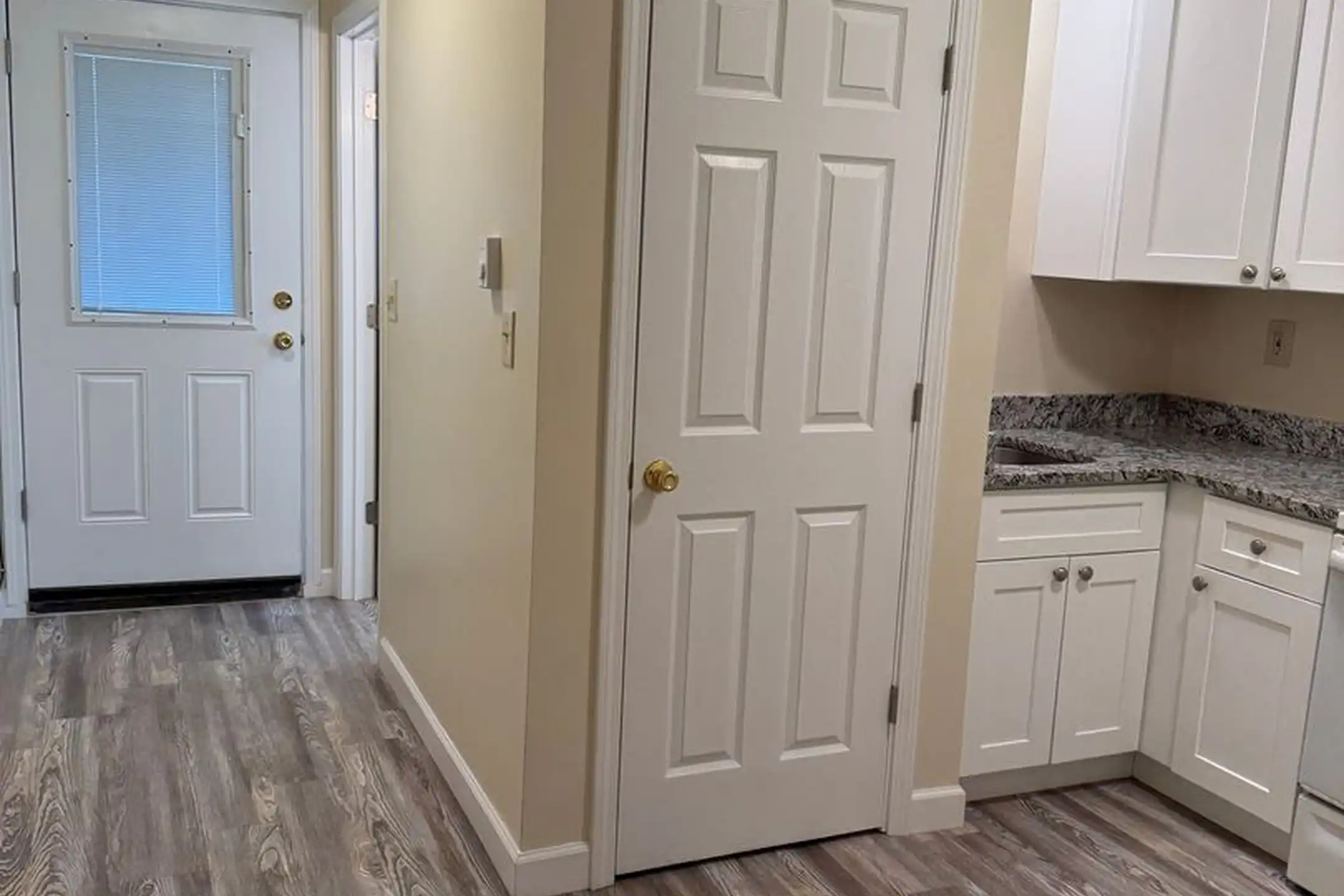 747 Aurora Ave unit 751#7 - Aurora, IL 60505 | ApartmentGuide.com