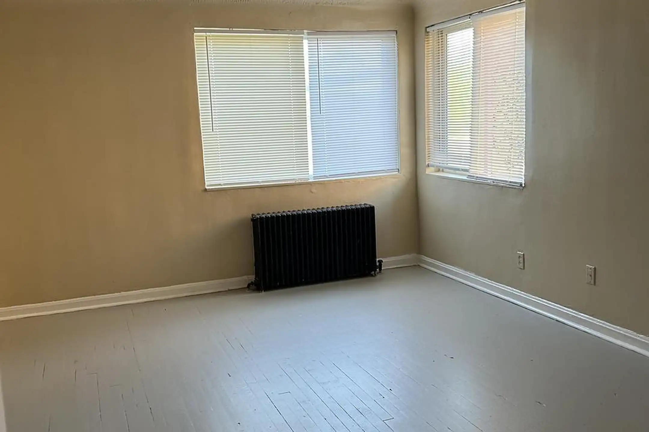 1869 Losantiville Ave - Cincinnati, OH 45237 | ApartmentGuide.com
