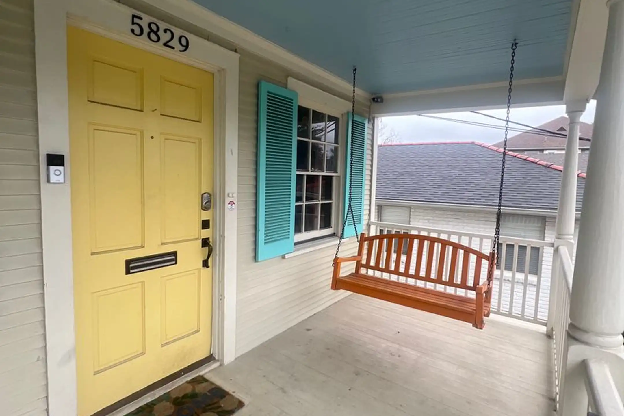 5829 Clara St unit 5829 Upper - New Orleans, LA 70115 | ApartmentGuide.com