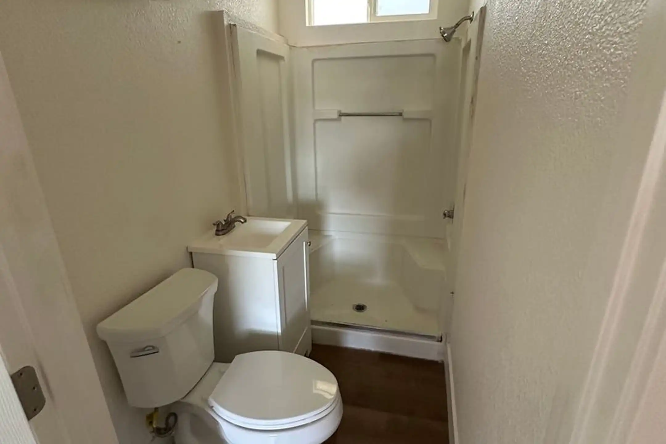 1525 Morgan Rd unit 4 - Modesto, CA 95358 | ApartmentGuide.com