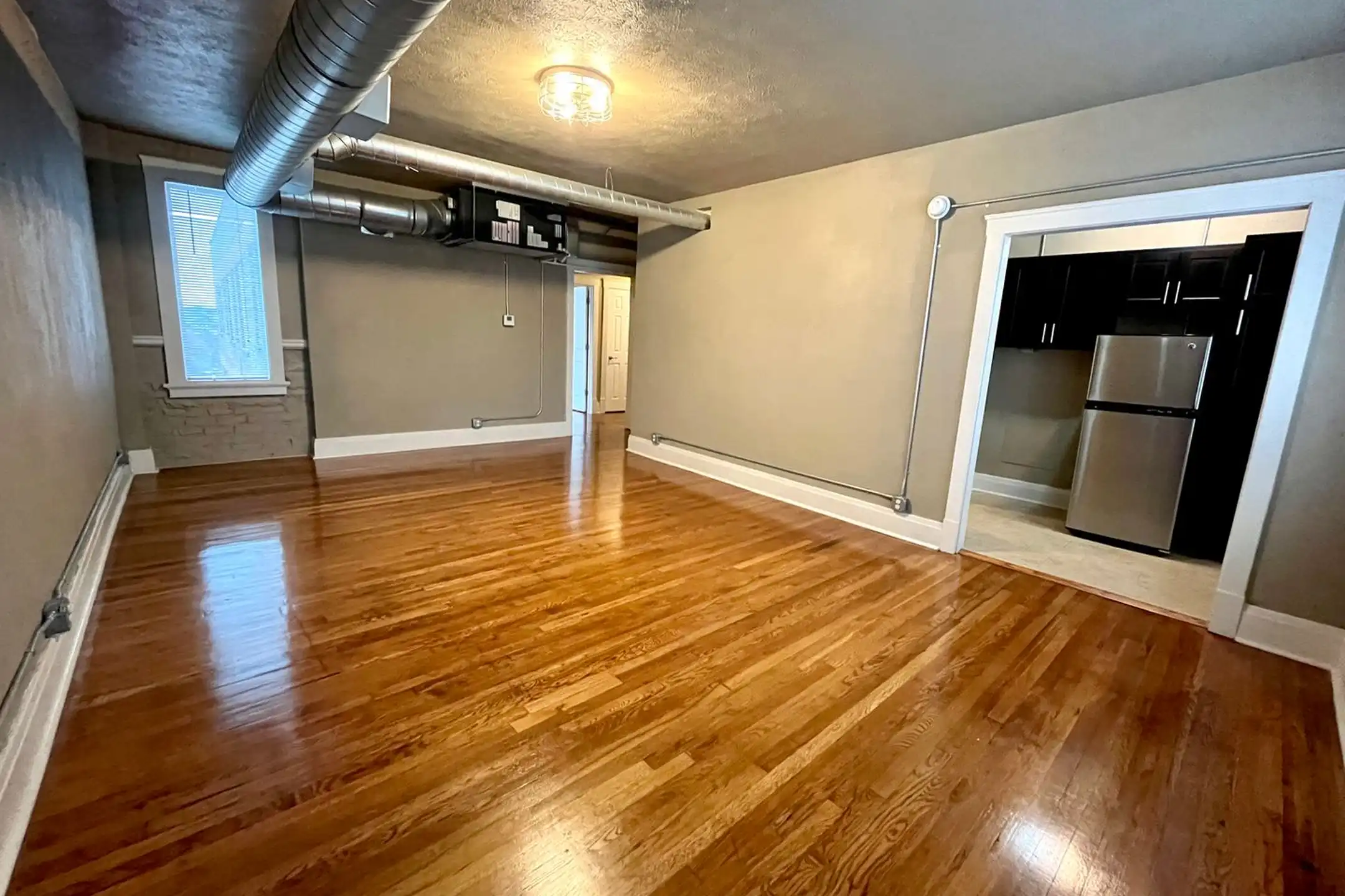2243 Jones St unit 2243304 - Omaha, NE 68102 | ApartmentGuide.com
