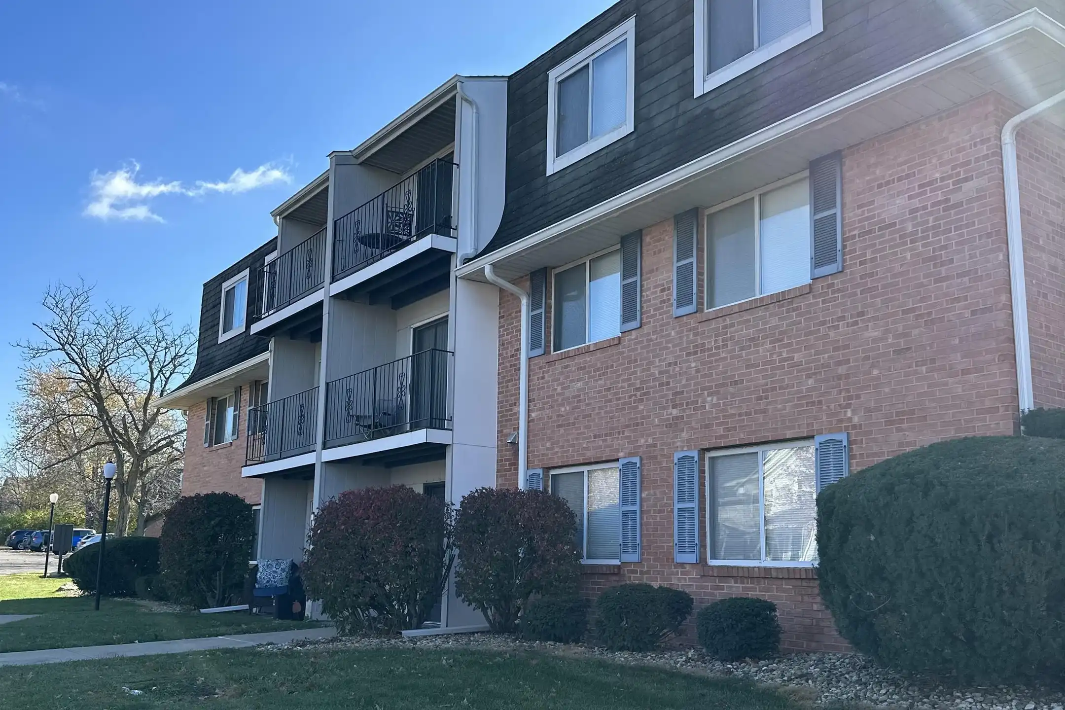 4019 W Hollow Creek Dr unit 1 - Peoria, IL 61615 | ApartmentGuide.com