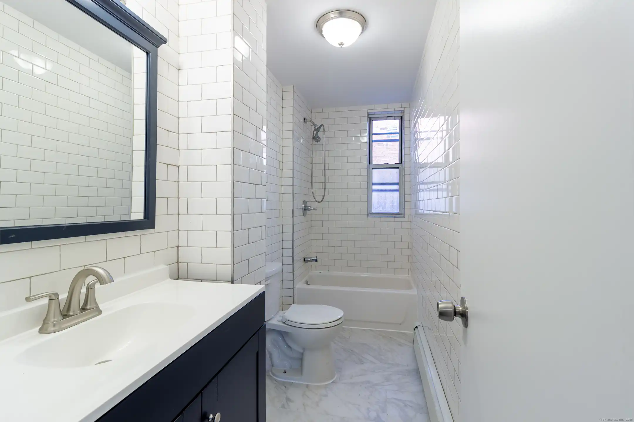 27 York St unit #3 - Hartford, CT 06106 | ApartmentGuide.com