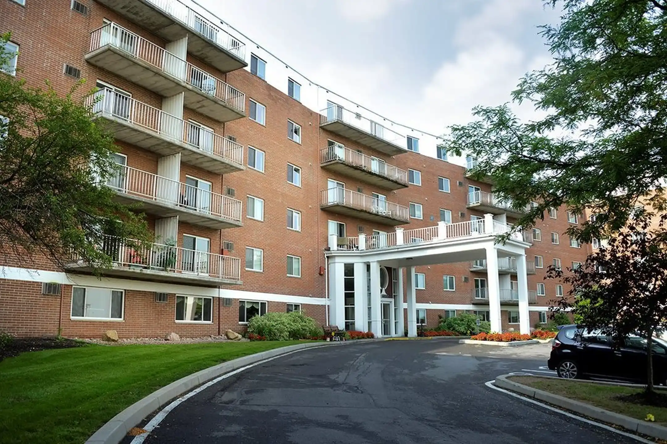 101 Lafayette Rd unit 102 - Syracuse, NY 13205 | ApartmentGuide.com