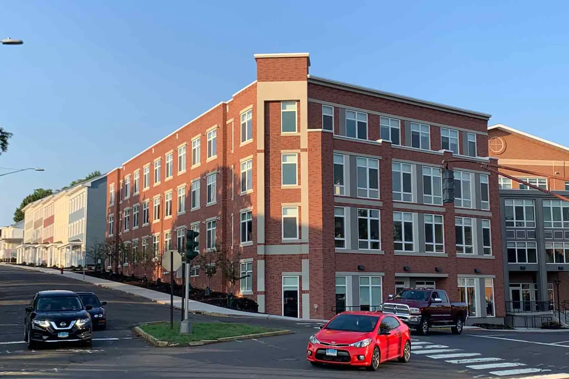 11 Crown St unit 101 - Meriden, CT 06450 | ApartmentGuide.com