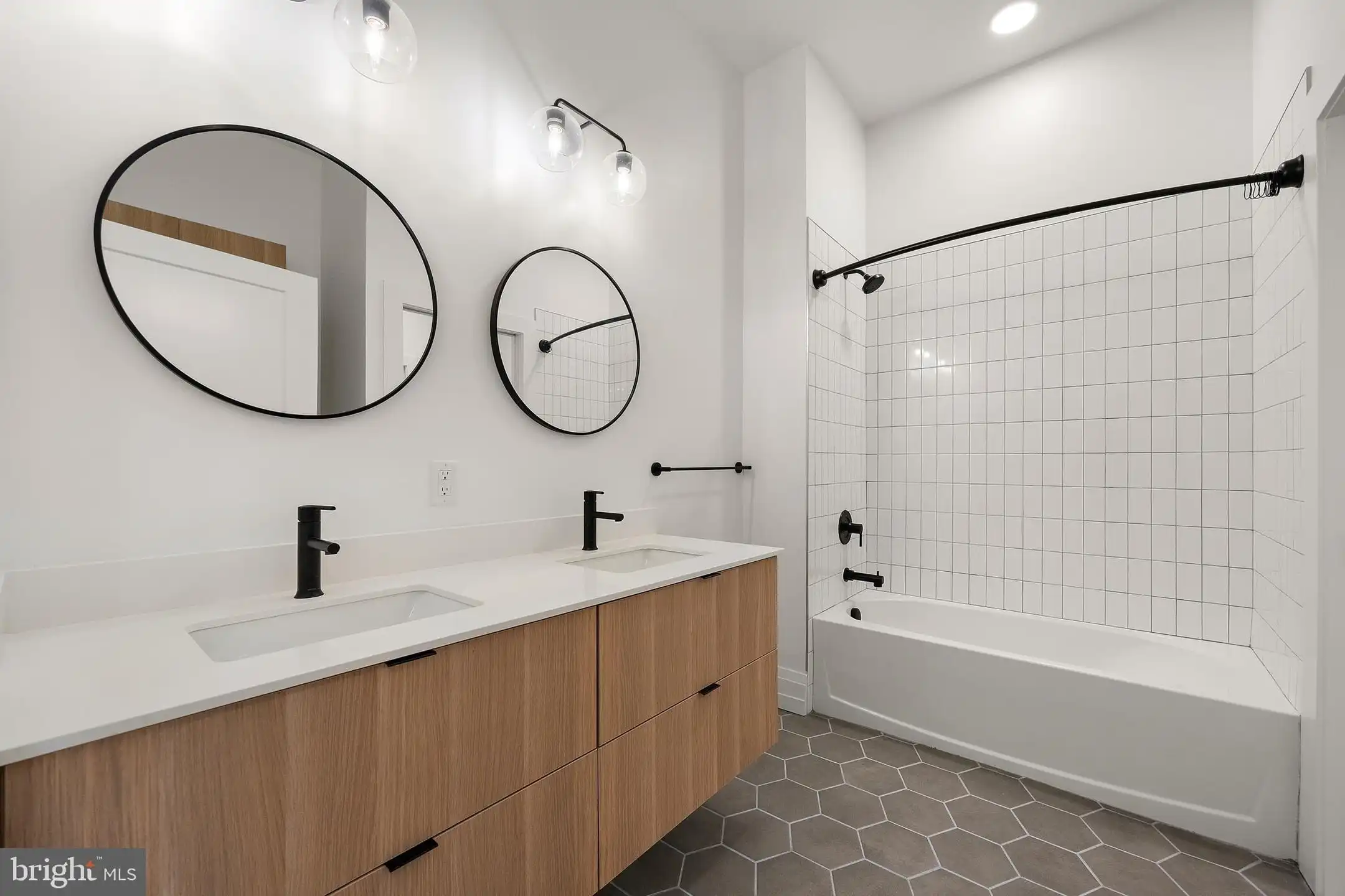 801 N Market St #206 - Wilmington, DE 19801 | ApartmentGuide.com