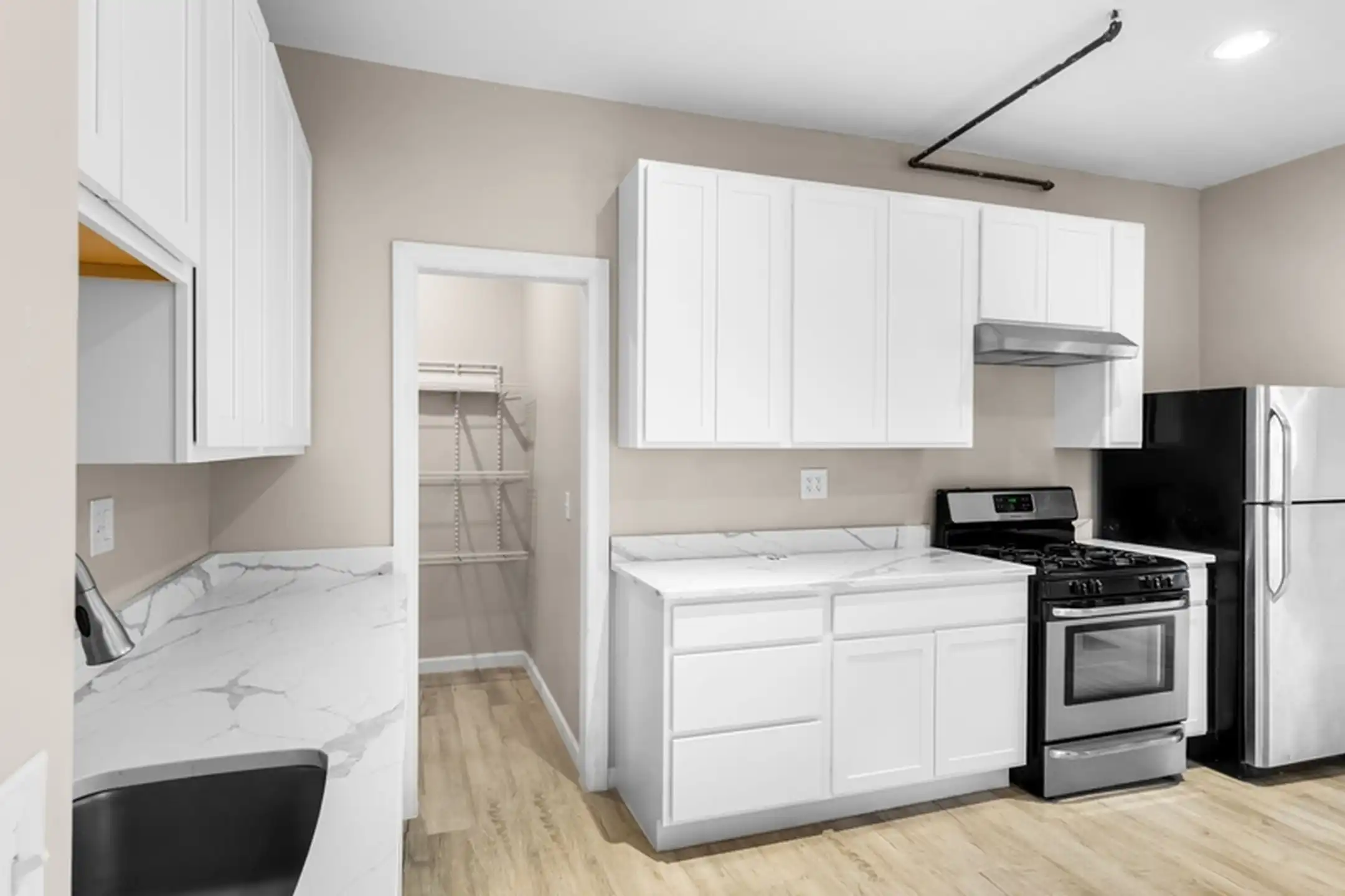 1105 E Genesee St unit 1 - Syracuse, NY 13210 | ApartmentGuide.com