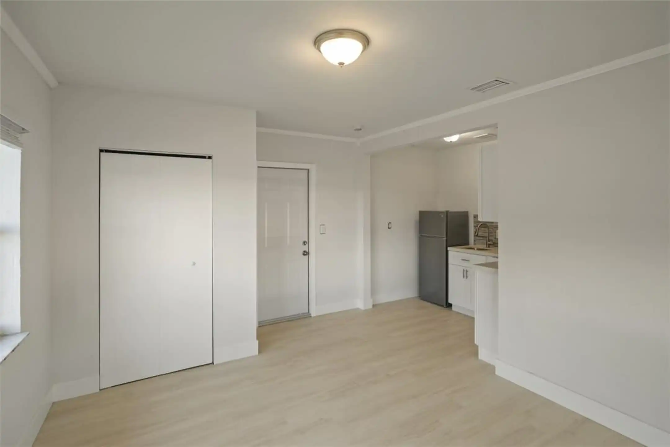 1219 NW 33rd St unit B - Miami, FL 33142 | ApartmentGuide.com