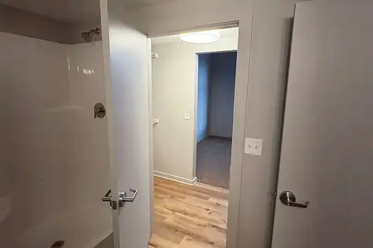 Apartments for Rent in Cleveland, OH - 2001 Rentals | ApartmentGuide.com
