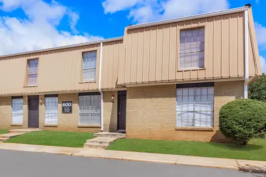 Apartments for Rent in Decatur, AL - 131 Rentals | ApartmentGuide.com