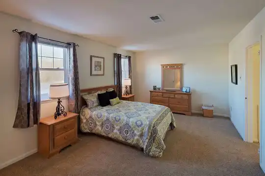 Apartments for Rent in Maple Shade, NJ - 8142 Rentals | ApartmentGuide.com