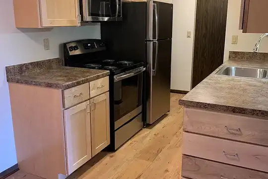 Quarry Lake Park, Racine, WI Apartments for Rent - 104 Apartments ...