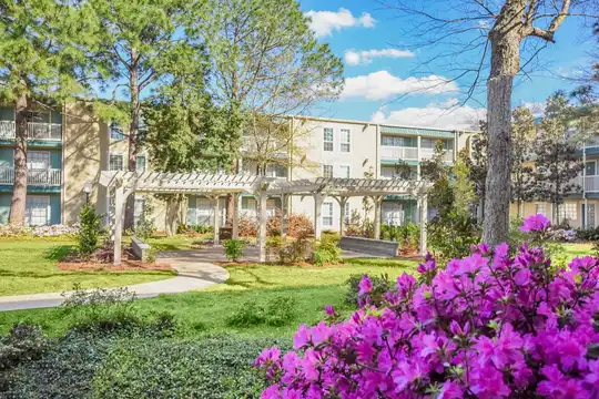 Apartments for Rent in Metairie, LA - 426 Rentals | ApartmentGuide.com