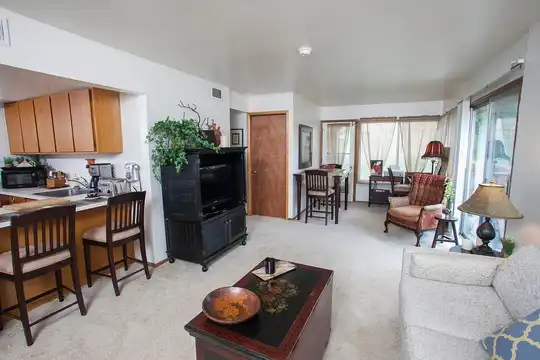 Quarry Lake Park, Racine, WI Apartments for Rent - 104 Apartments ...