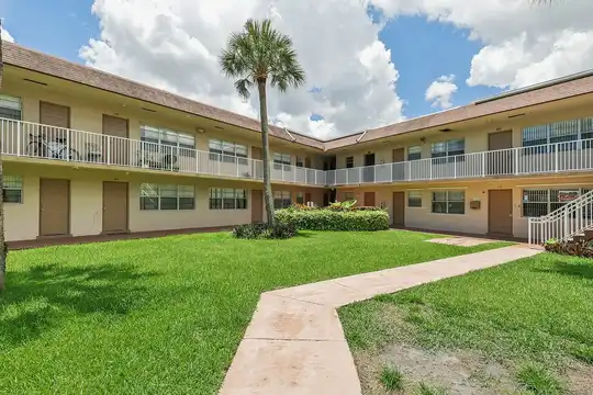 Apartments for Rent in Boca Raton, FL - 1070 Rentals | ApartmentGuide.com