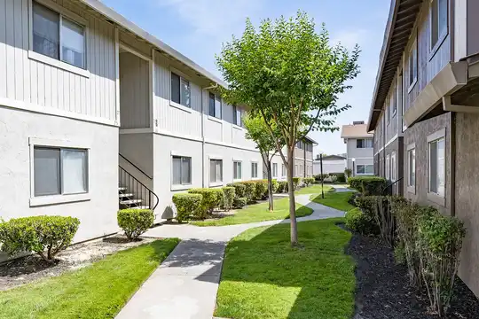 Apartments for Rent in Manteca, CA - 156 Rentals | ApartmentGuide.com