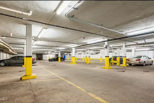 Apartments for Rent in Cleveland, OH - 2001 Rentals | ApartmentGuide.com