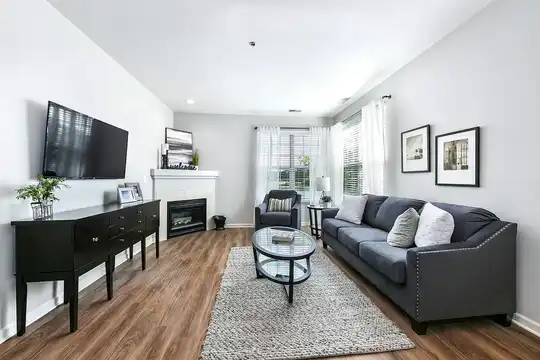 Apartments for Rent in Romeoville, IL - 1011 Rentals | ApartmentGuide.com