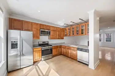 Beverly Place - Chicago, IL 60643 | ApartmentGuide.com