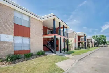 3800 E 29th St #15 - Bryan, TX 77802 | ApartmentGuide.com