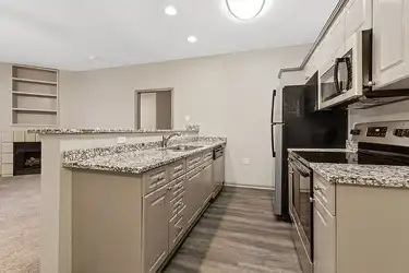 Marble Cliff Commons - Columbus, OH 43204 | ApartmentGuide.com