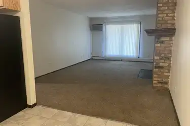 Pinecrest Apartments - Fridley, MN 55421 | ApartmentGuide.com