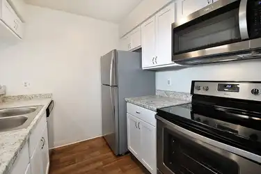 Homestead Commons - Ann Arbor, MI 48108 | ApartmentGuide.com