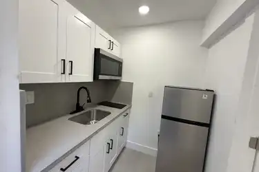 1985 NW 57th St - Miami, FL 33142 | ApartmentGuide.com
