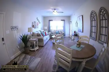 Bristol Ridge Apartments - Clarksville, TN 37043 | ApartmentGuide.com