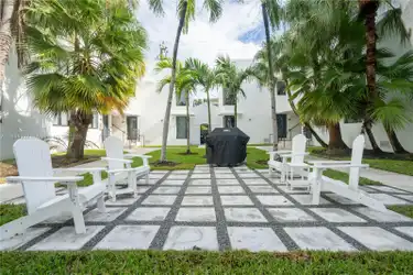 1985 Bay Dr unit 1985-105 - Miami, FL 33141 | ApartmentGuide.com