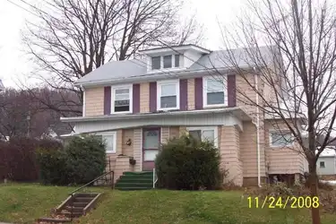 1179 Philadelphia St - Indiana, PA 15701 | ApartmentGuide.com
