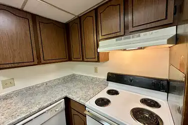 Coolspring Estates - Michigan City, IN 46360 | ApartmentGuide.com