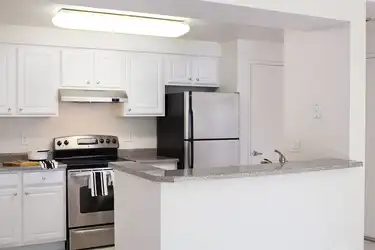 Archstone Redmond Lakeview - Redmond, WA 98052 | ApartmentGuide.com