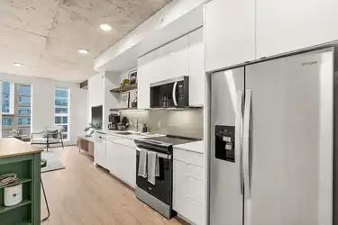 8th & Republican - Seattle, WA 98109 | ApartmentGuide.com