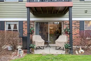 1535 Raymond Dr unit 104 - Naperville, IL 60563 | ApartmentGuide.com