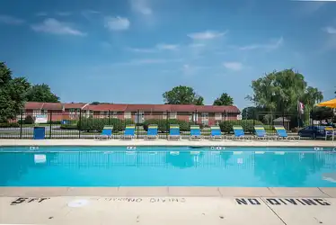 Colebrook Apartments - Lancaster, PA 17601 | ApartmentGuide.com