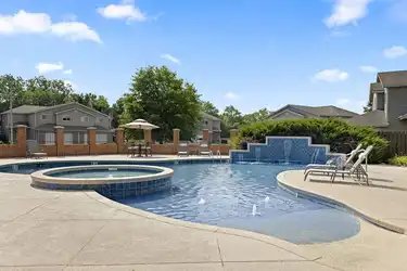 Pebblebrook Apartments - Manhattan, KS 66503 | ApartmentGuide.com