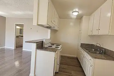 8542 Columbus Ave - North Hills, CA 91343 | ApartmentGuide.com