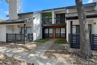 Landera - San Antonio, TX 78216 | ApartmentGuide.com