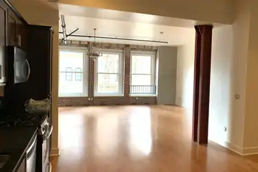 253 S Broadway - Los Angeles, CA 90012 | ApartmentGuide.com