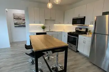 HIGHPOINT Highwood Station 546 - Highwood, IL 60040 | ApartmentGuide.com