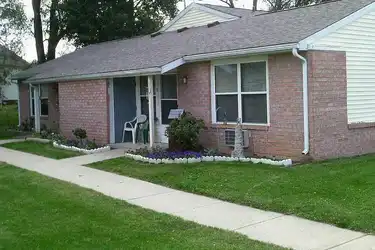 Carthage Manor Apartments - Carthage, IN 46115 | ApartmentGuide.com