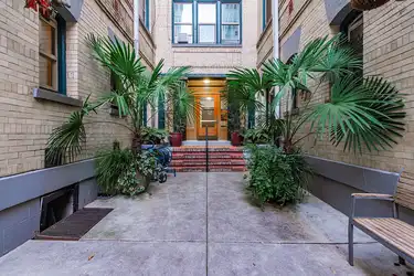 Edington Court - Portland, OR 97209 | ApartmentGuide.com
