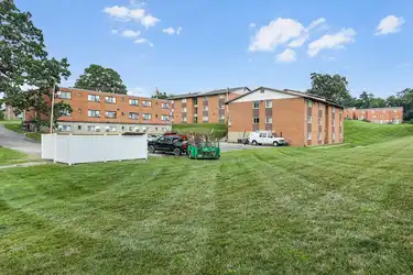 Bermuda Heights Apartments - Saint Louis, MO 63121 | ApartmentGuide.com