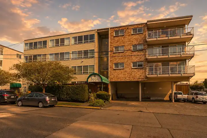 Russell/Central Park in the Heart of Ballard - Seattle, WA 98107 ...