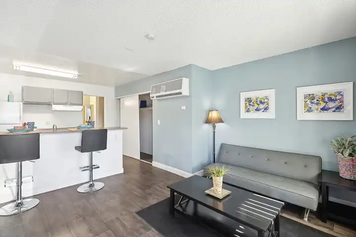 Village Square Apartments Las Vegas