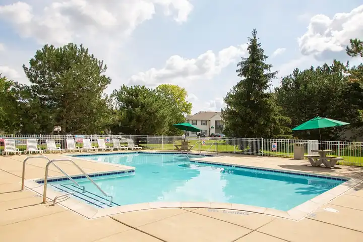 Meadowood Park of Wixom - Wixom, MI 48393 | ApartmentGuide.com