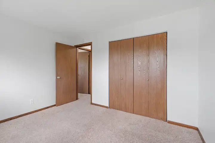 Cedar Square Apartments - Saint Cloud, MN 56304 | ApartmentGuide.com